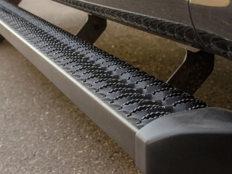 Luverne SlimGrip 5" Running Boards - SharpTruck.com