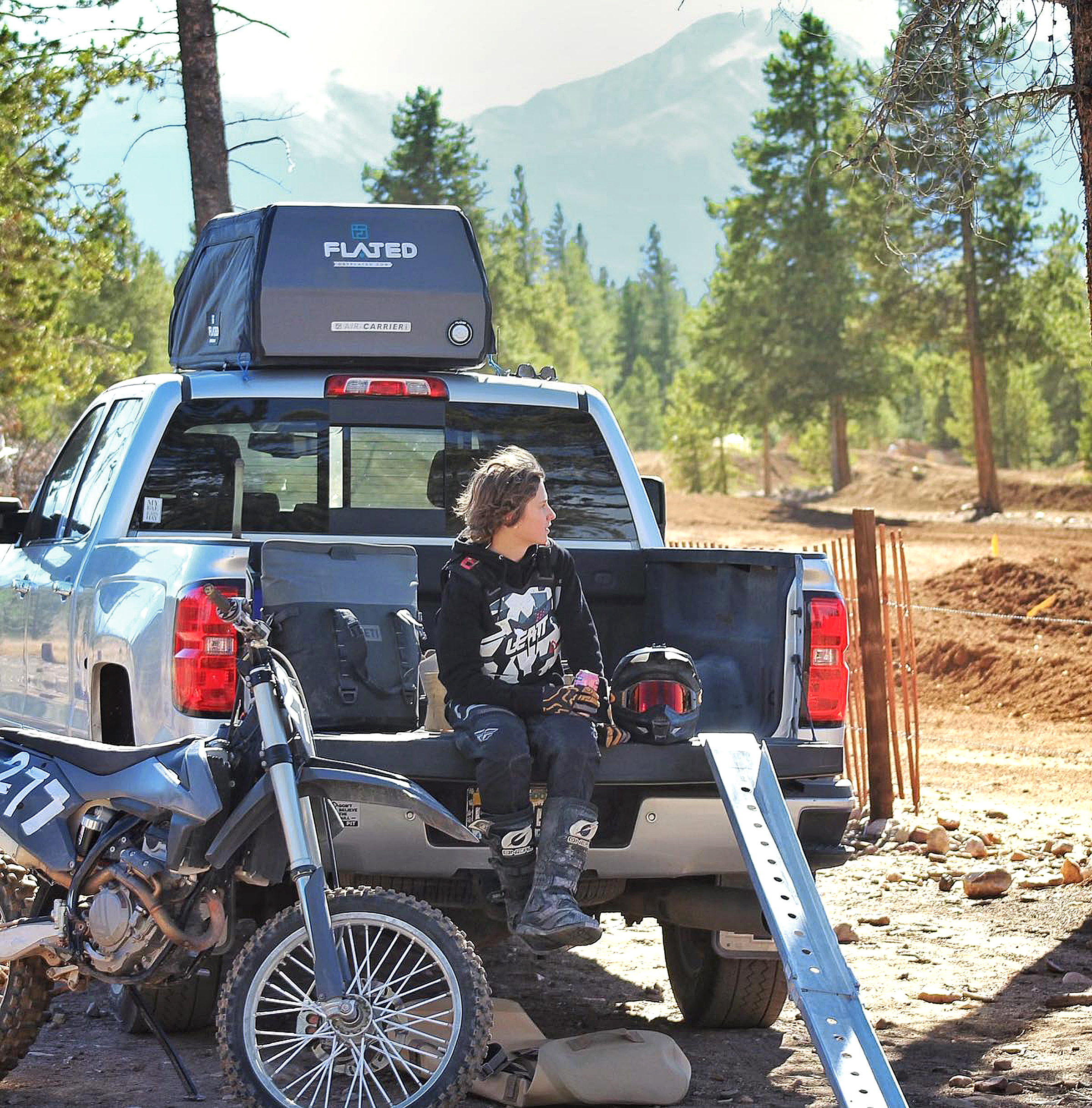 Flated Air-Carrier Inflatable Rooftop Storage - Large - 23 cubic feet ...