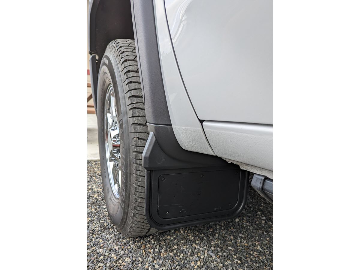 Truck Hardware Gatorback Black Plate Mud Flaps & Caps - Set - GCR200K ...