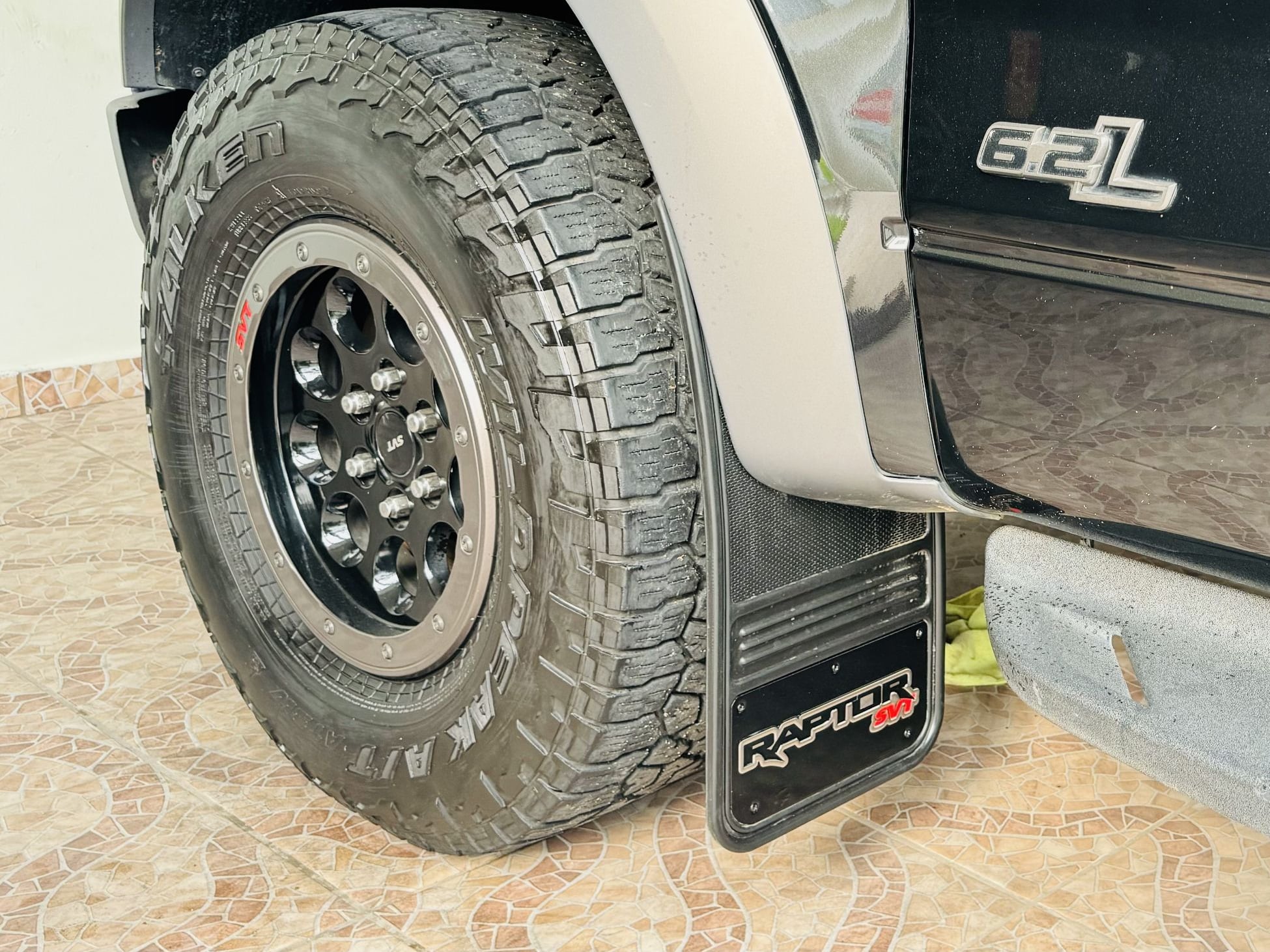 Truck Hardware Gatorback Raptor SVT Mud Flaps - Set - GB1223CUTSVT-FULL ...