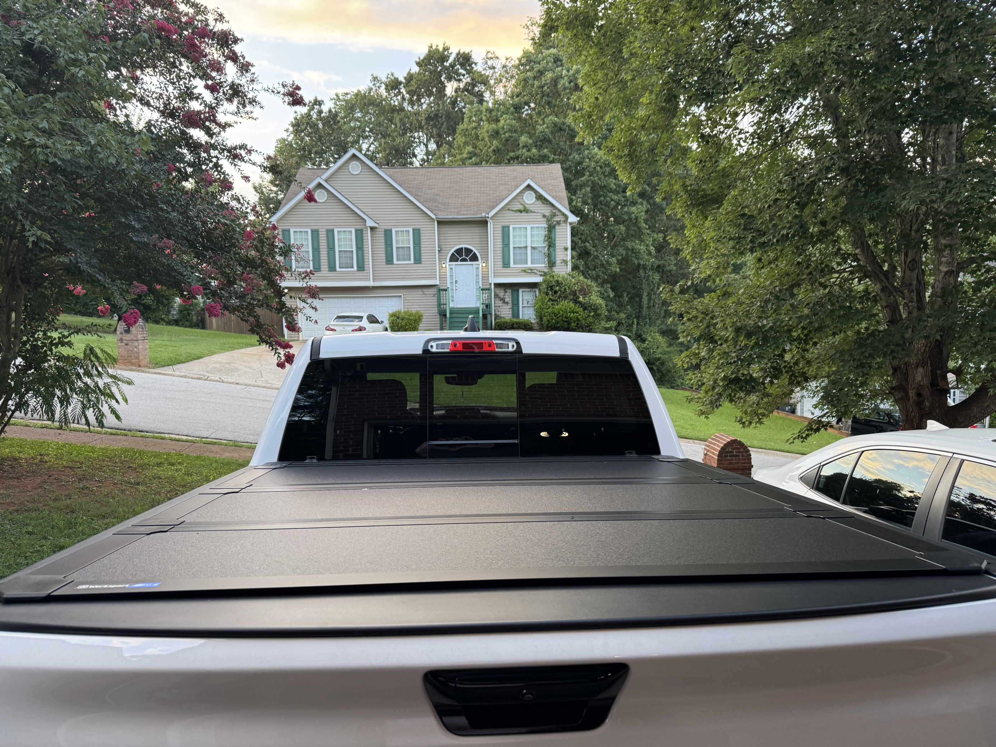 Worksport AL4 Flip-Up Hard Cover - SharpTruck.com